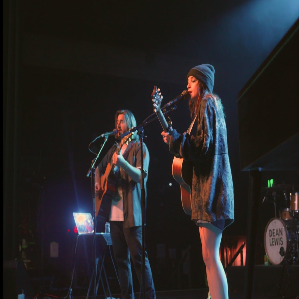 Meet Sara Kays: “The Future Is Bright Tour” Opener And Rising Star