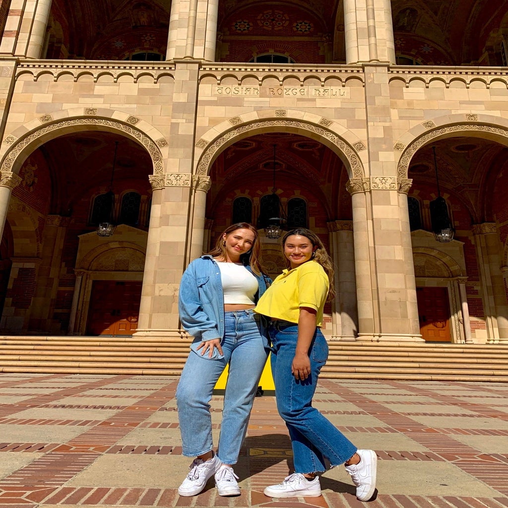 Profile: YouTuber & Influencer Kenzie Elizabeth Talks Balancing College ...