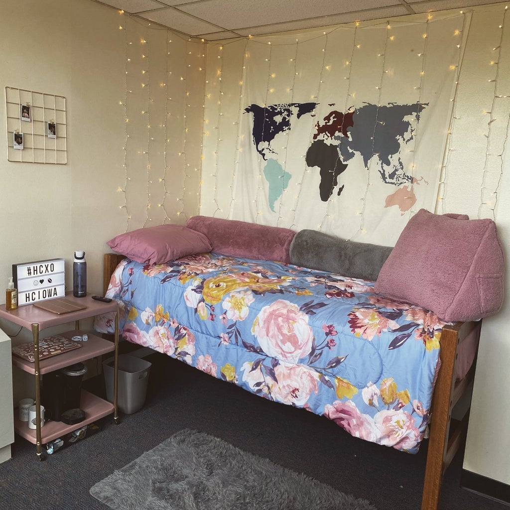 Your Home Away From Home: Decorating Your Dorm Room