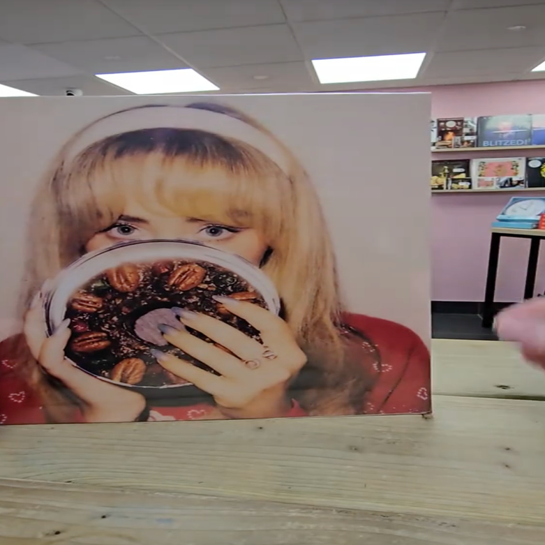 10 Holiday-Themed Rhyme Without Reason Costume Ideas